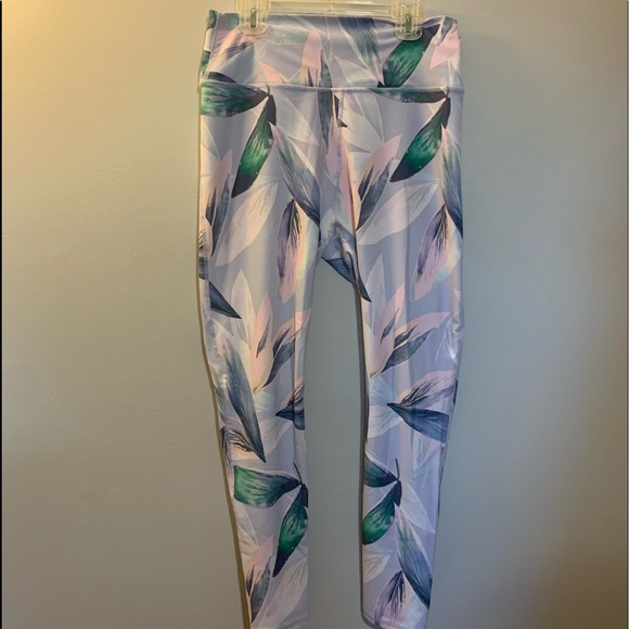 Fabletics | Pants & Jumpsuits | Fabletics Leggings | Poshmark